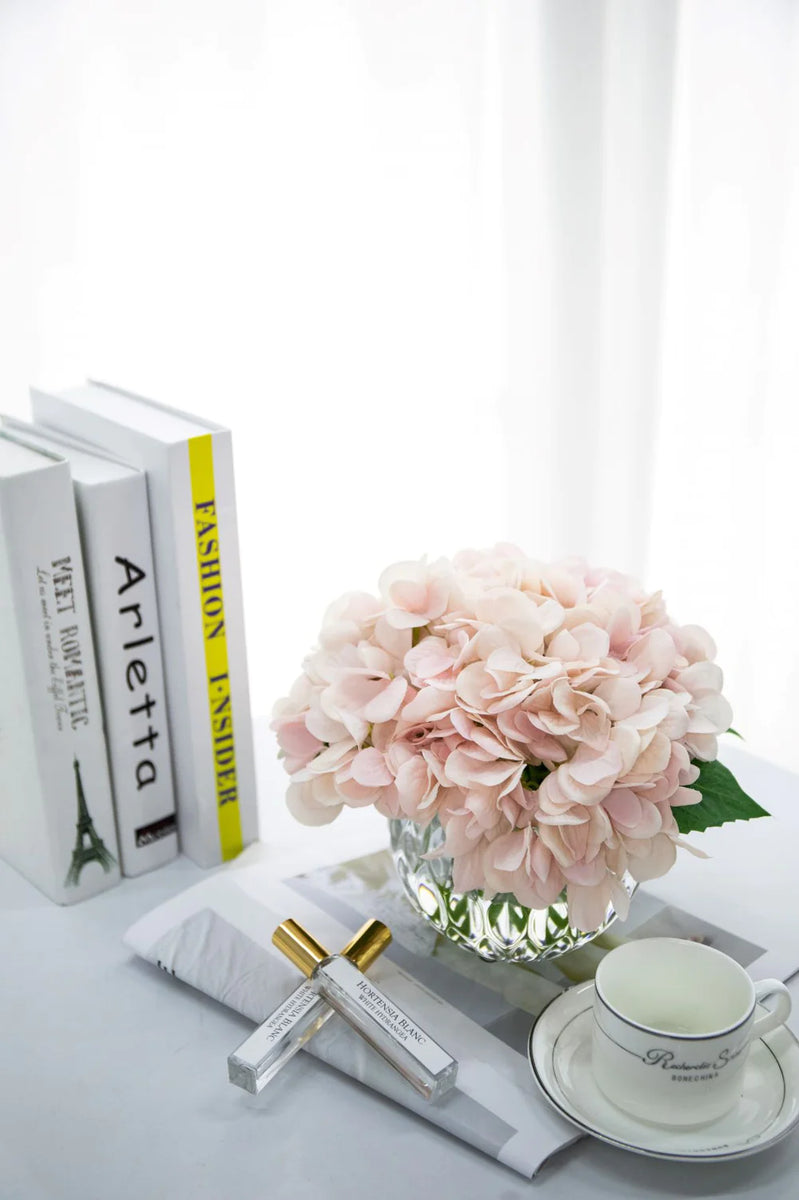 LUXURY RANGE HYDRANGEA'S - BLUSH - CRYSTAL VASE – Ms. Interiors Co.